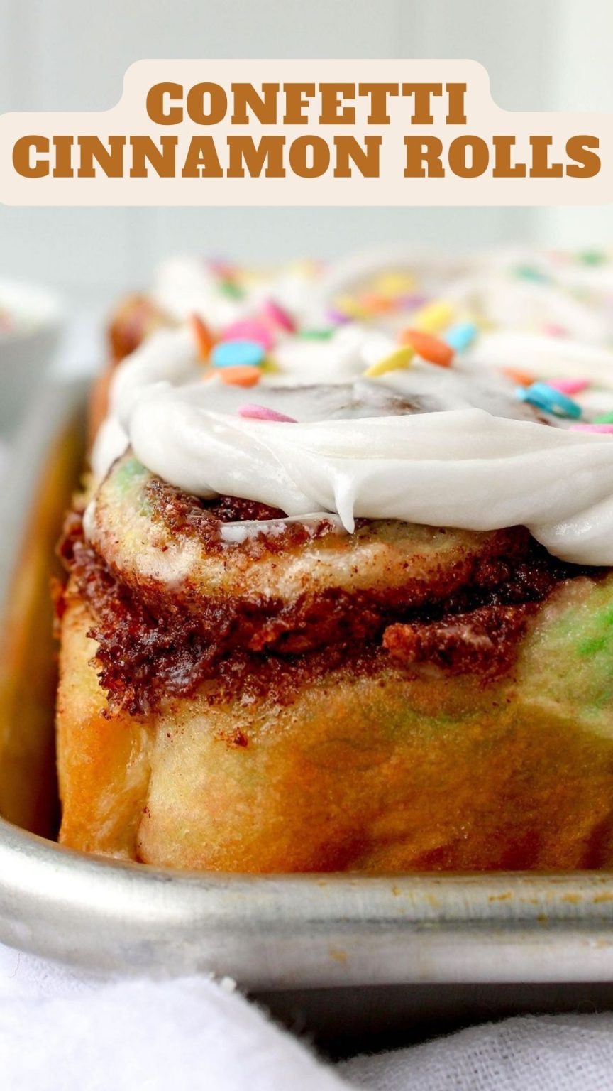 Confetti Cinnamon Rolls – 9am Chef
