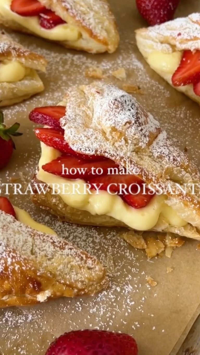 Strawberry Croissants - 9am Chef