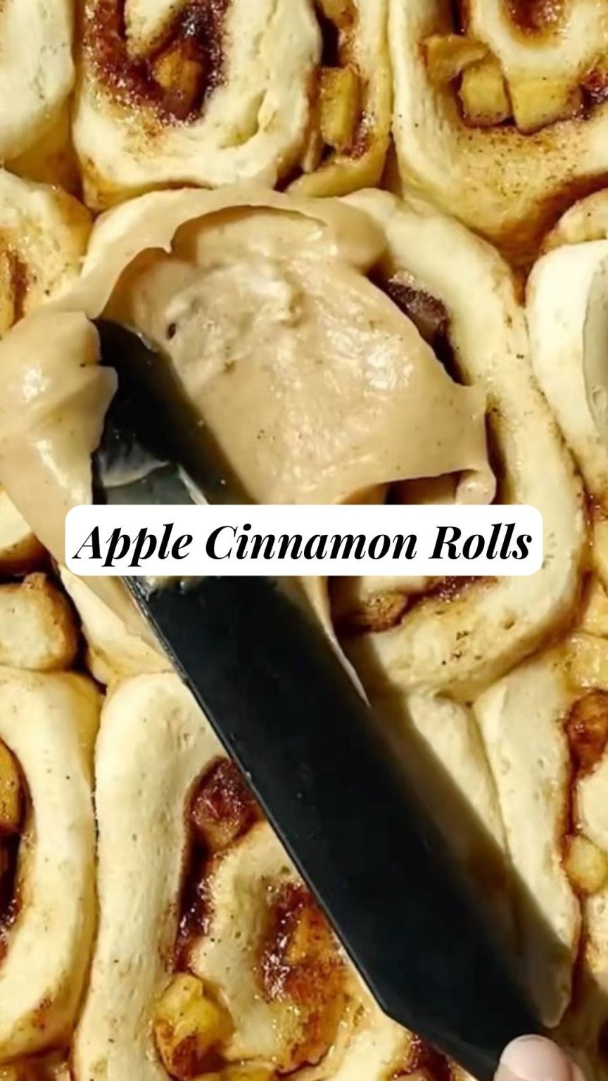 Apple Cinnamon Rolls - 9am Chef
