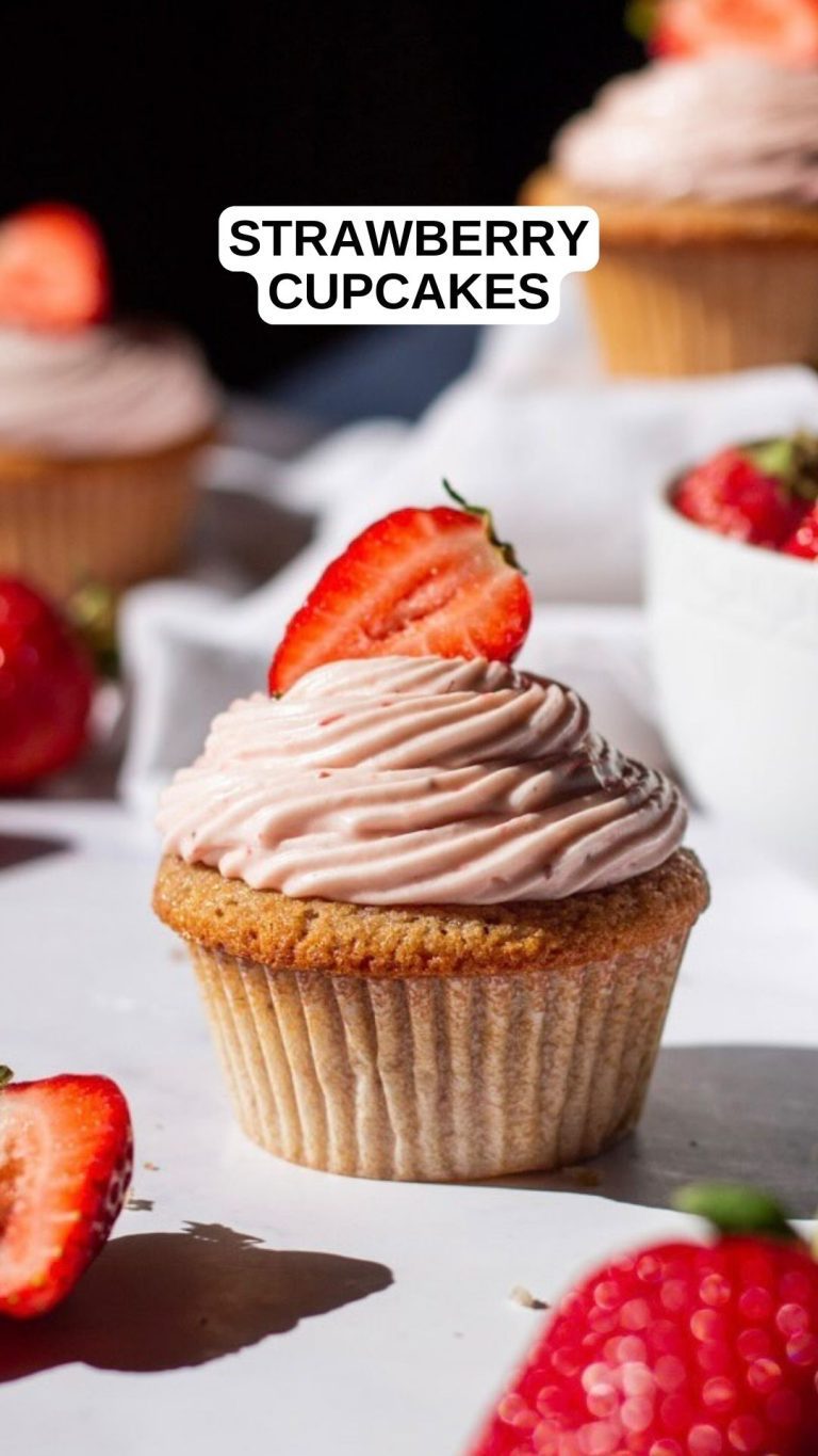 Strawberry Cupcakes With Cream Cheese Icing and a Fresh Strawberry Core ...