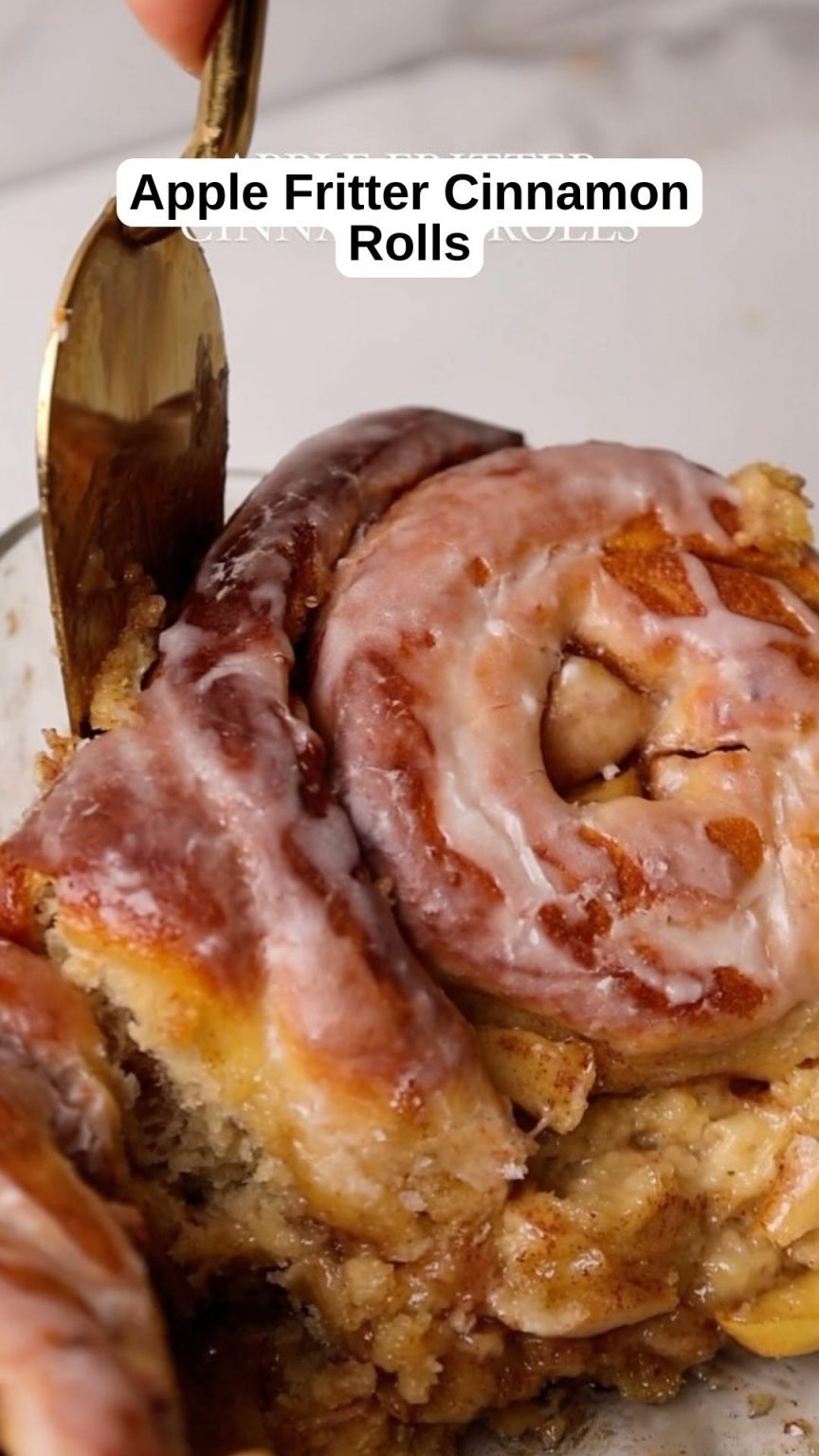 Apple Fritter Cinnamon Rolls - 9am Chef